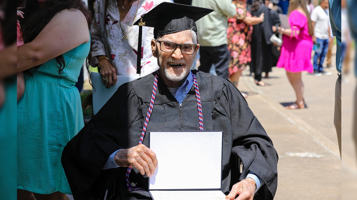 96-year-old Fort Smith man graduates college with tech degree ...