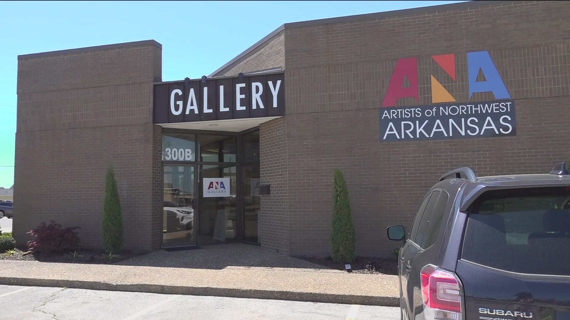 Artists of Northwest Arkansas gallery reopens after tornado setback ...