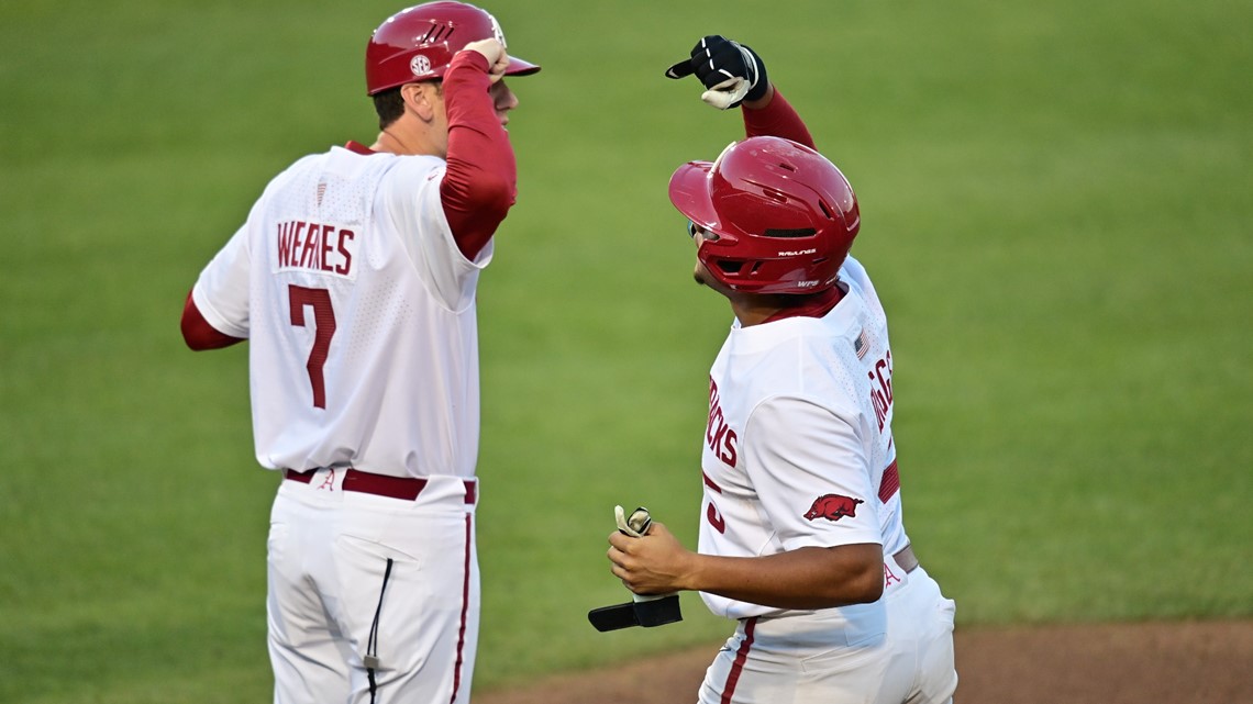 Hogs win SEC West; clinch share of conference title | 5newsonline.com
