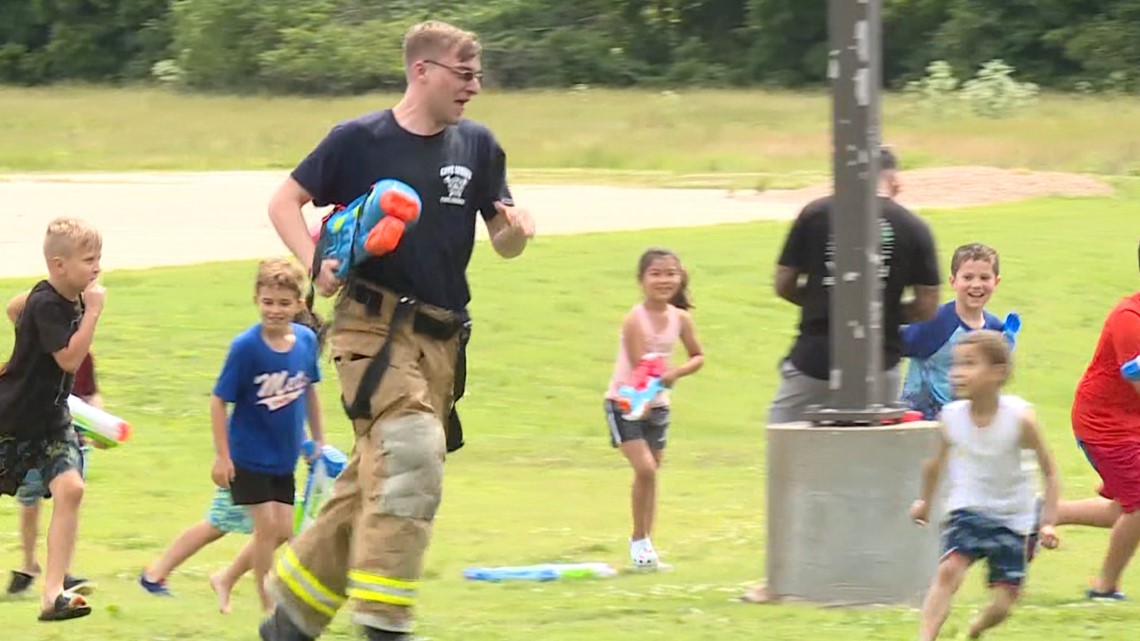 First responders host water fight event in Cave Springs | 5newsonline.com