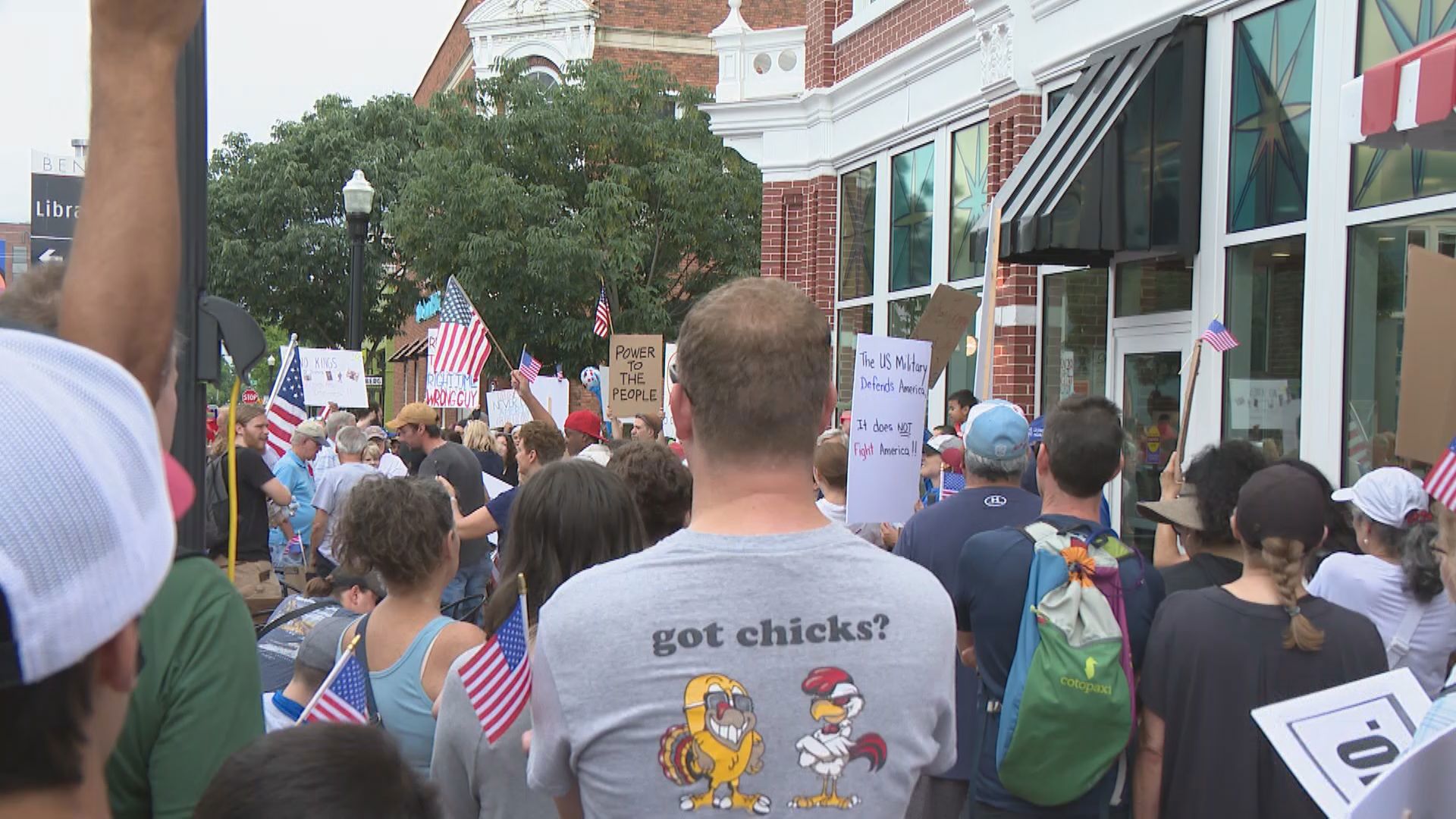 Photos: 'No Kings' protests in Northwest Arkansas | 5newsonline.com