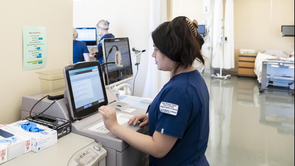 UAFS relaunches two-year nursing degree program | 5newsonline.com
