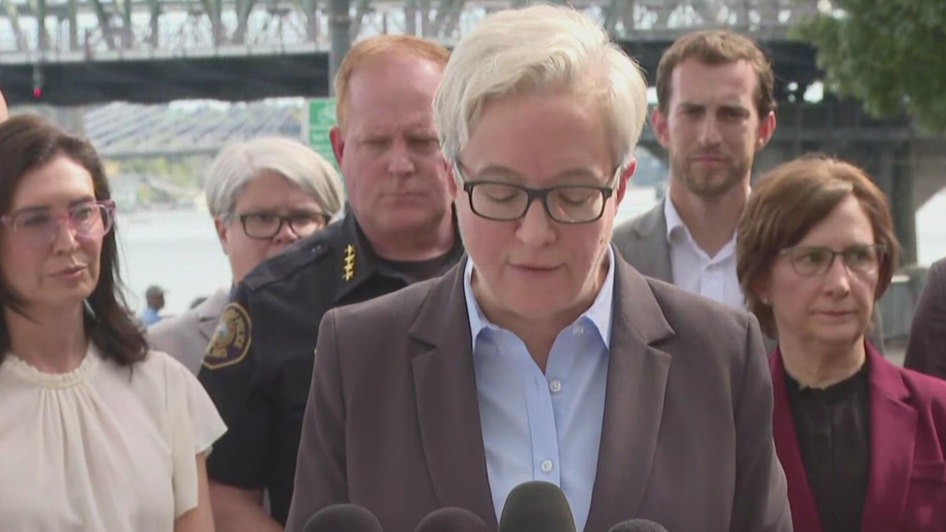 Oregon governor says Trump is abusing his authority by ordering troops ...