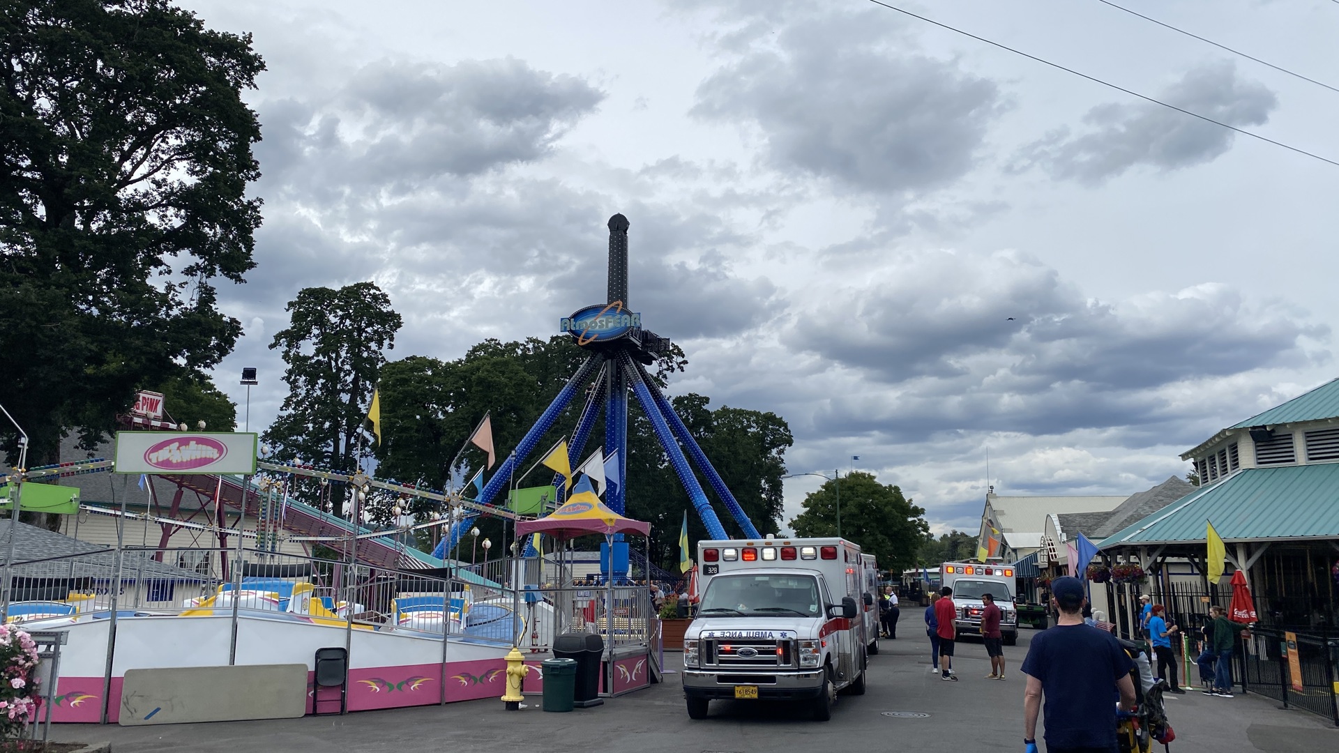 Portland Oaks Park ride malfunction leaves 28 stuck upside down | wnep.com