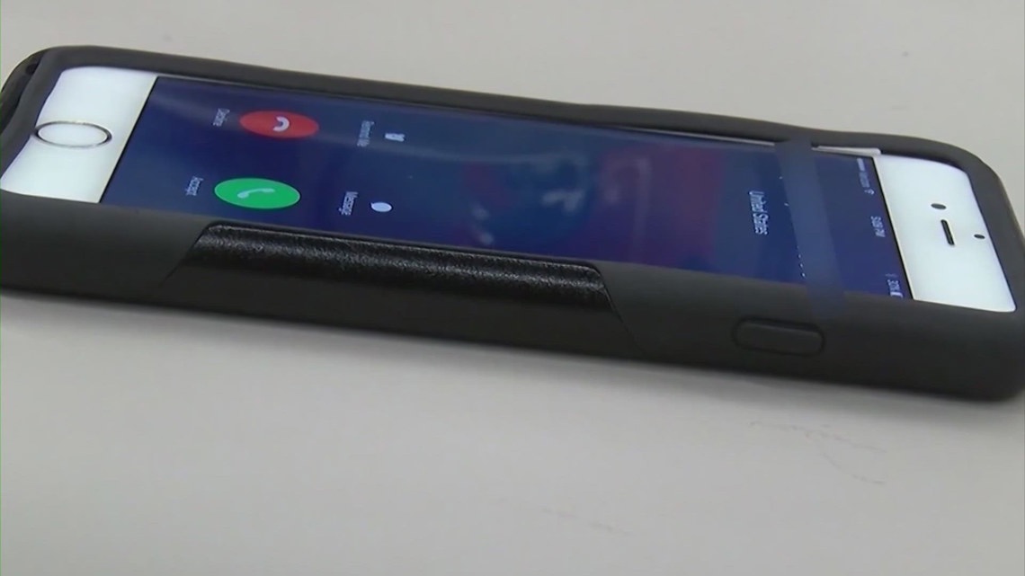 Fiber optic line cut disrupts cell phone service in northern Alabama ...