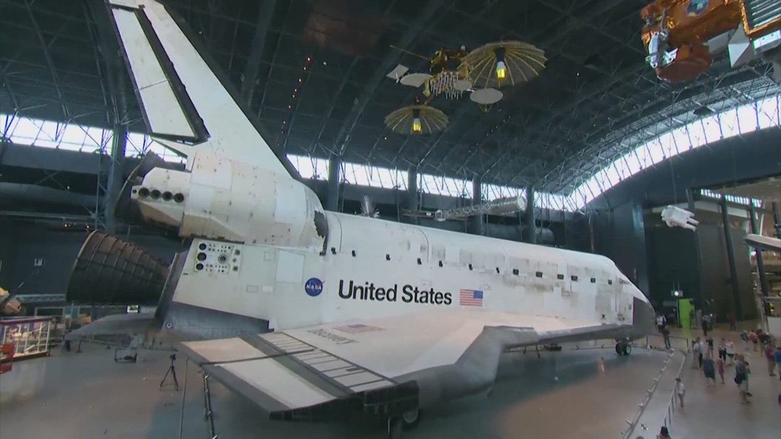 Letter urges Congress to block Space Shuttle Discovery move to Houston ...
