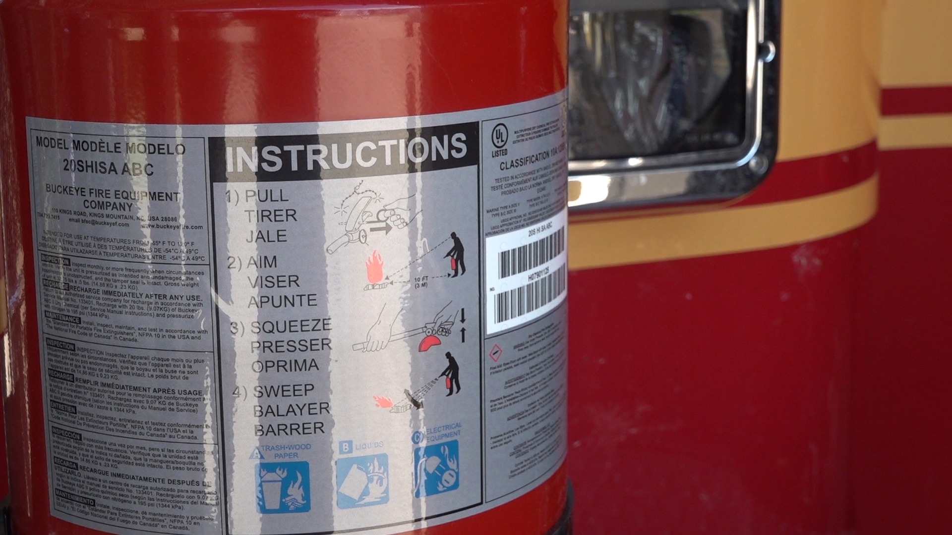 Holiday fire safety: How to properly use a fire extinguisher ...