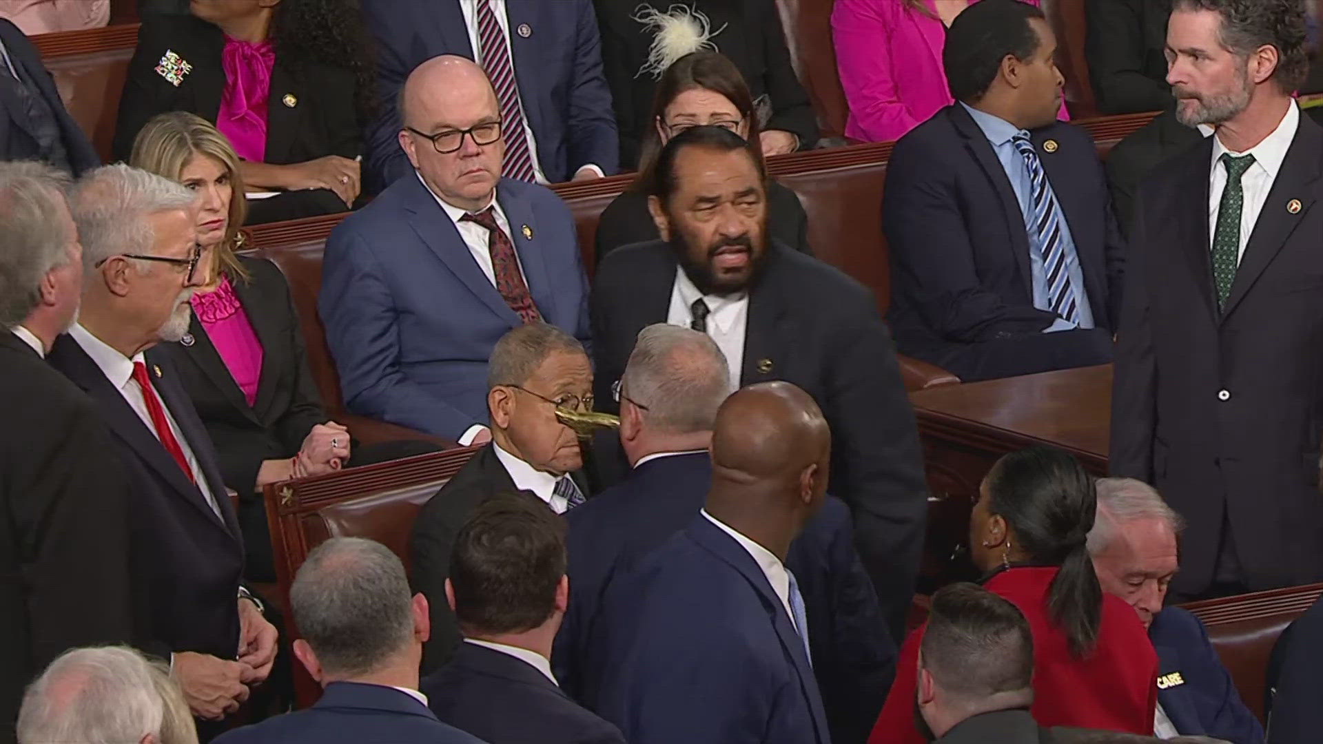 Texas Congressman Al Green removed during Trump's speech | fox43.com