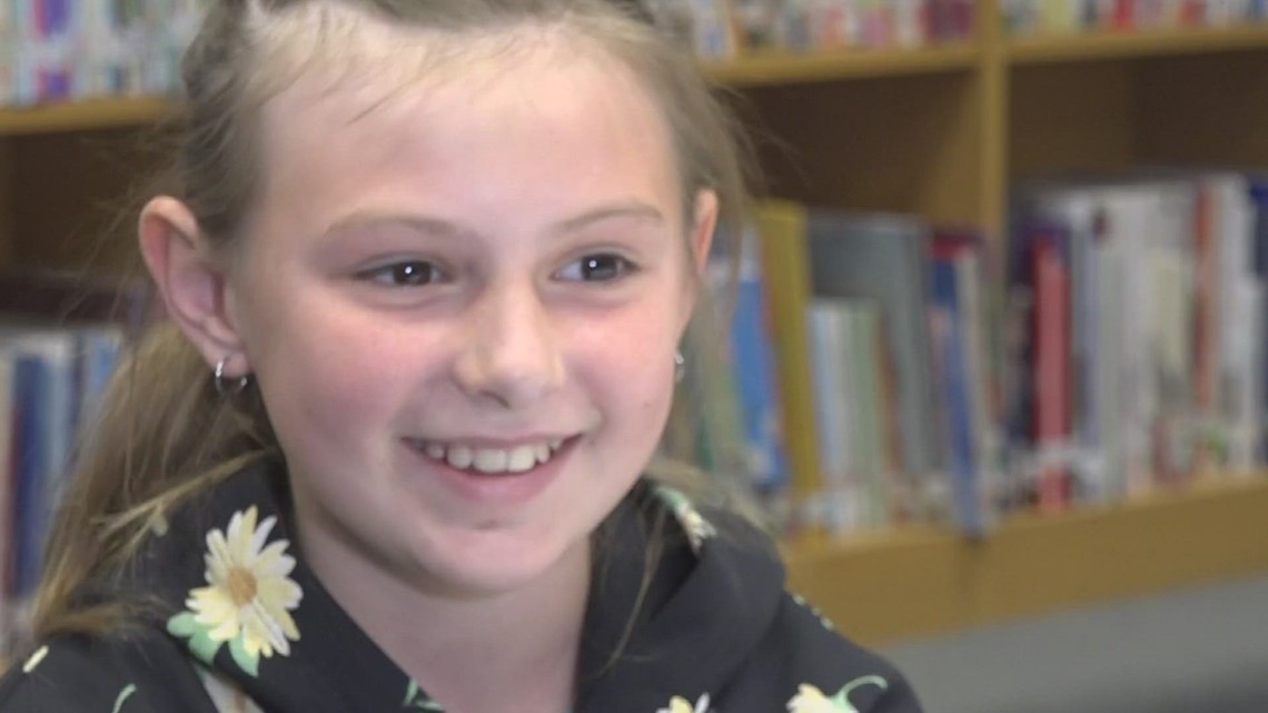 Scottsdale student wins national cursive writing contest | wthr.com