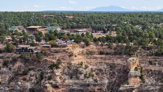Teen dies of heat-related illness while hiking in Grand Canyon National ...