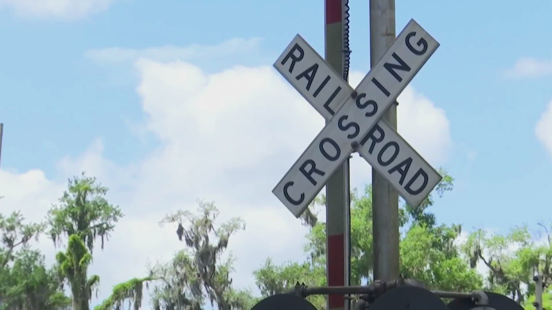 Woman killed after being hit by train in Scottsboro | rocketcitynow.com