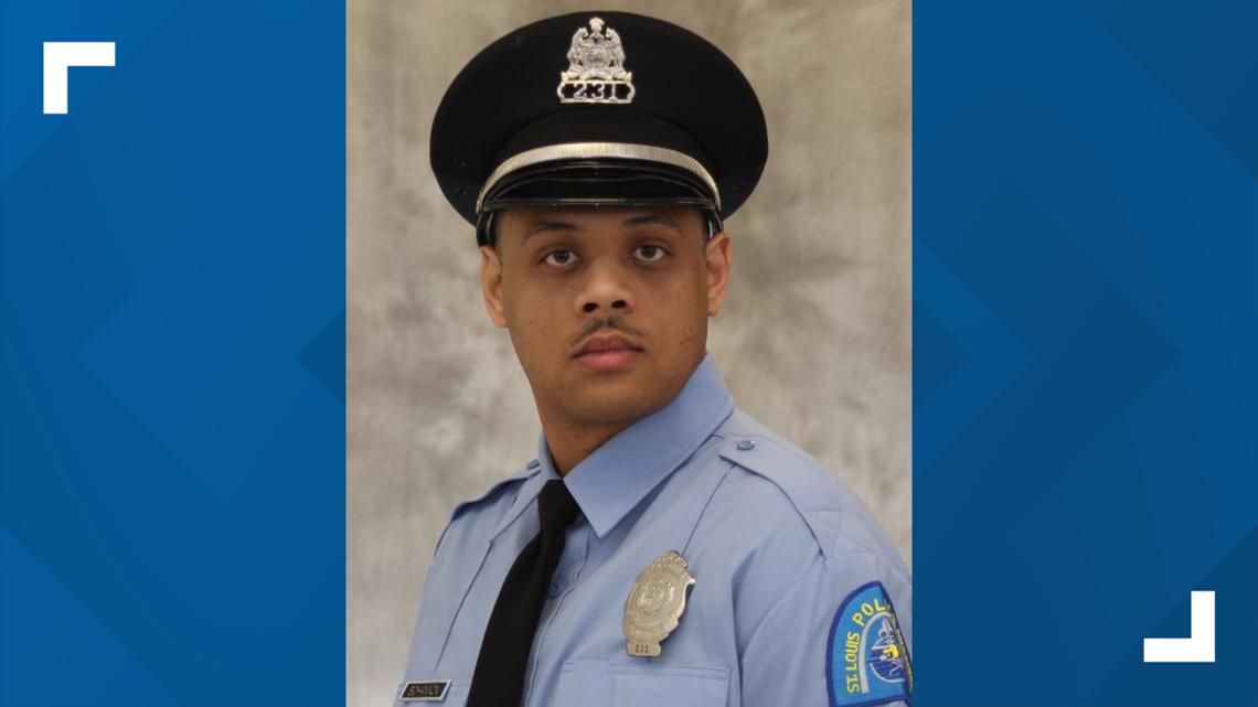 St. Louis police officer shot Saturday dies | wthr.com