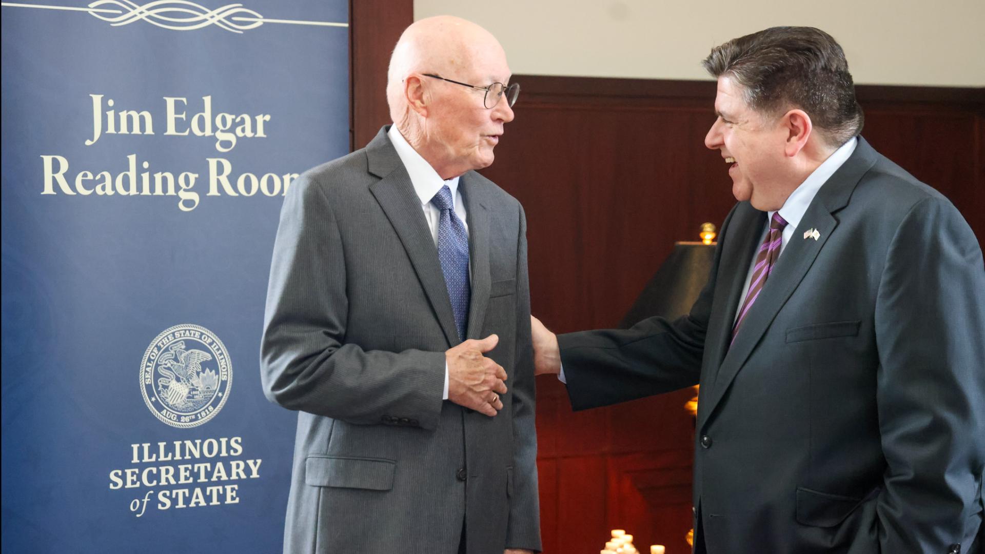 Former Illinois Gov. Jim Edgar, a popular two-term Republican, dies at 79 | wqad.com