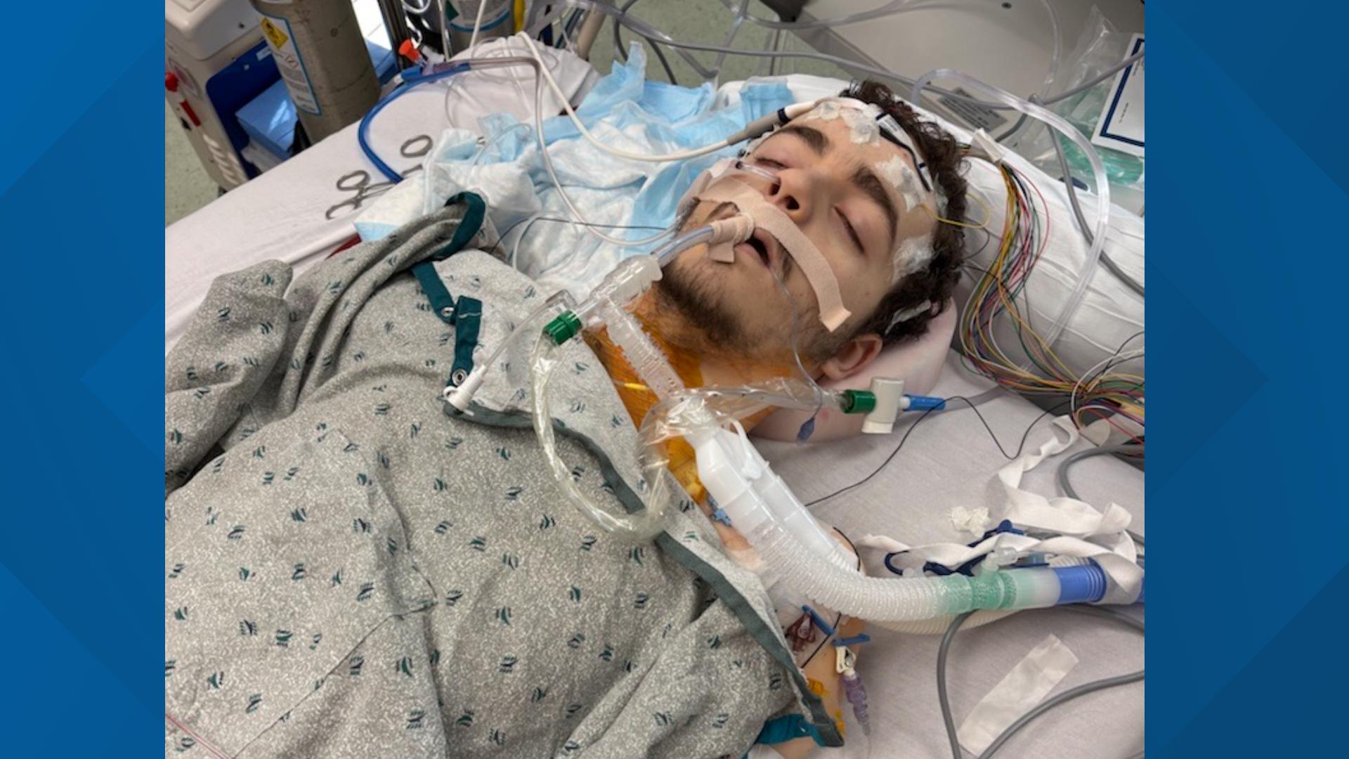 Landon Daesch: St. Louis teen on life support after heart transplant ...