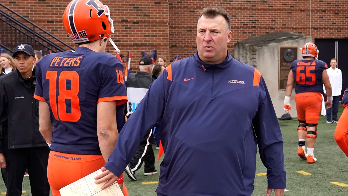 Alum, athletic department launch 'Fighting Illini Tailgate' | wqad.com