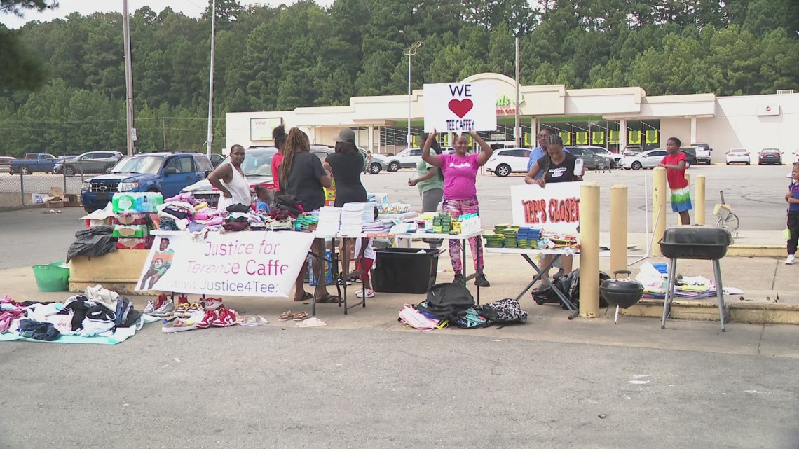 Family of Terence Caffey hosts back-to-school event | 5newsonline.com