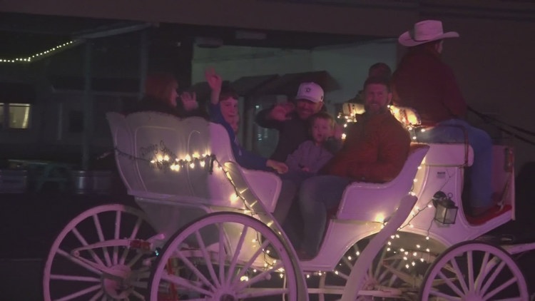 Saline County Courthouse brings holiday cheer with festive carriage ...