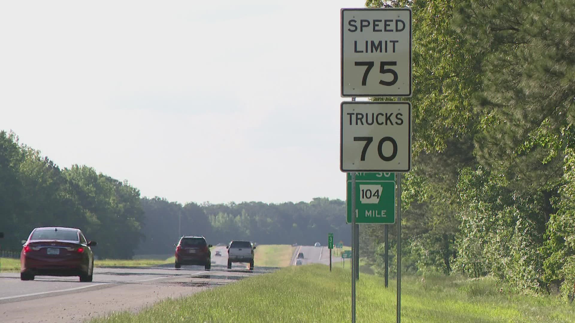 Arkansans prohibited from placing campaign signs on highway ...