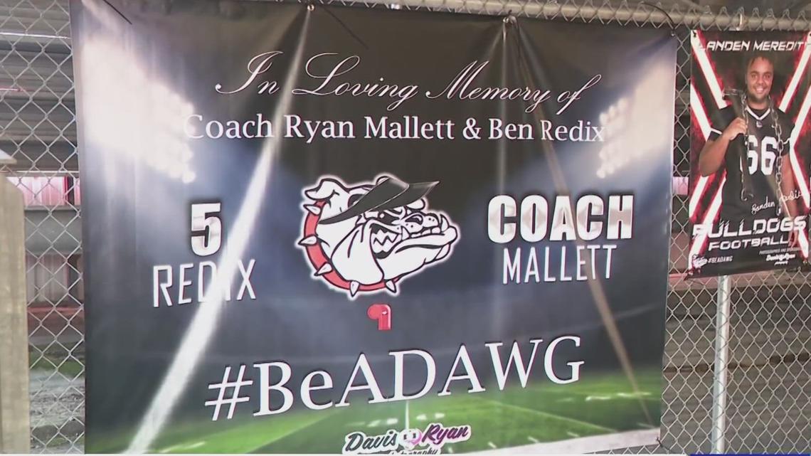 White Hall honors late coach Ryan Mallett, teammate Ben Redix ...