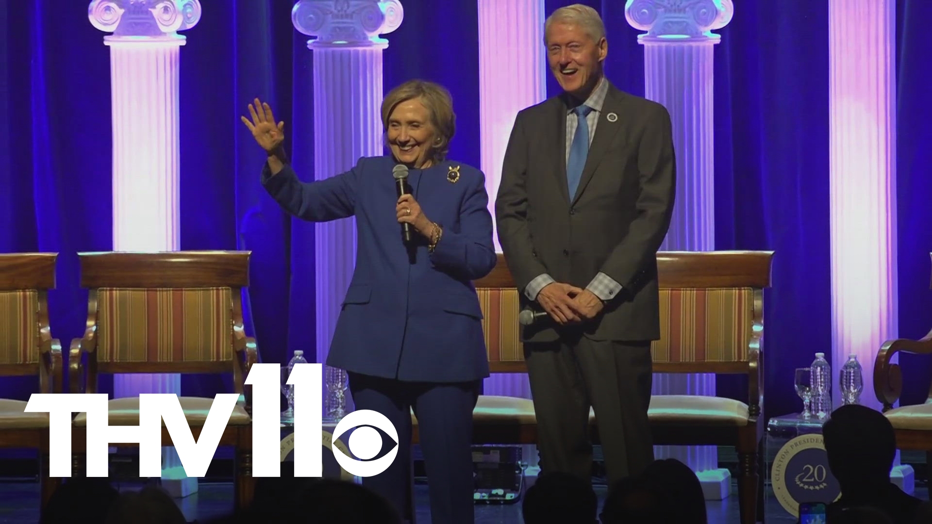 Bill and Hillary Clinton visit Robinson Center in Little Rock ...