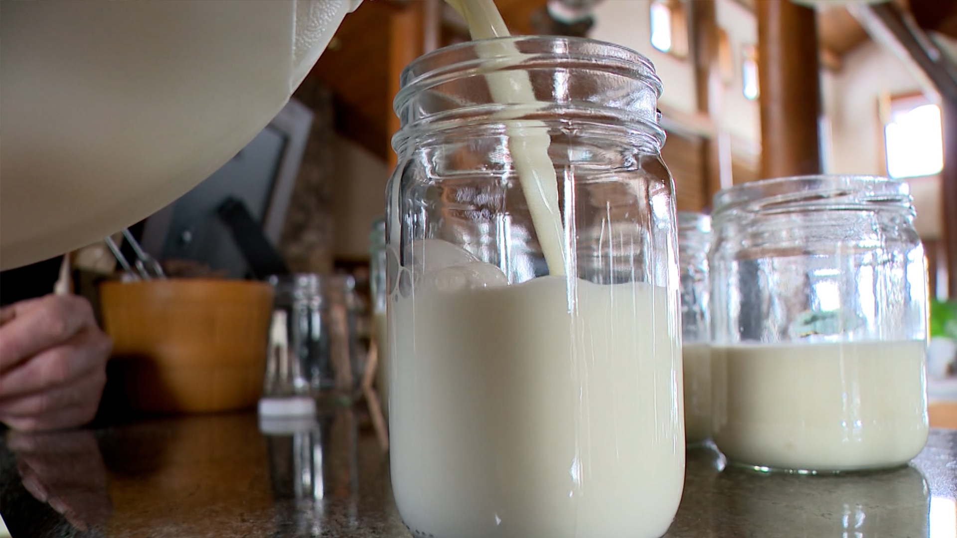 What is raw milk and how could it impact your health? | localmemphis.com