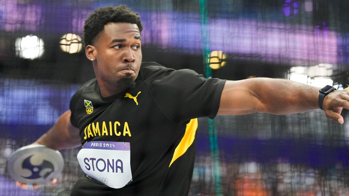 Razorback Rojé Stona takes Olympic gold with record discus throw ...