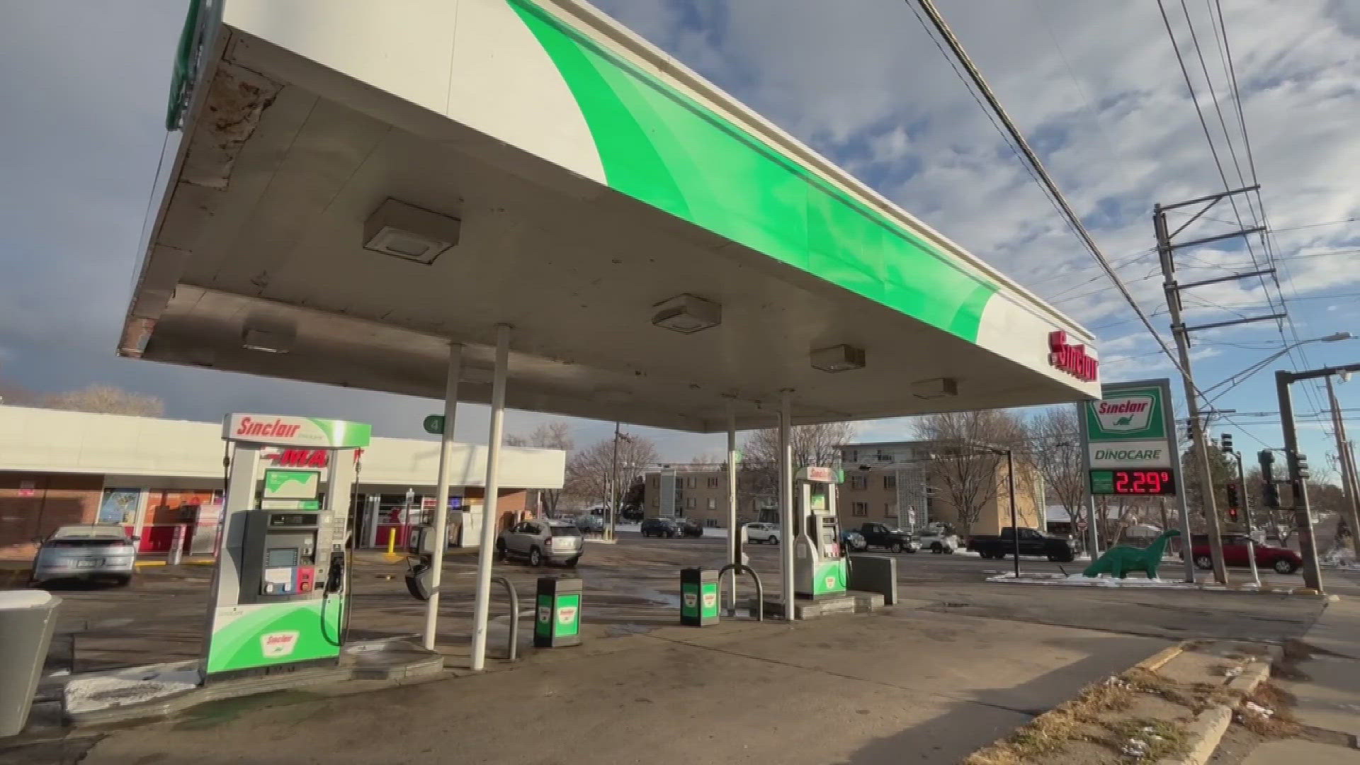 New report suggests timing is important when purchasing gas | weareiowa.com
