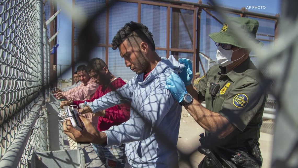 Yes, border patrol agents would work during a government shutdown ...