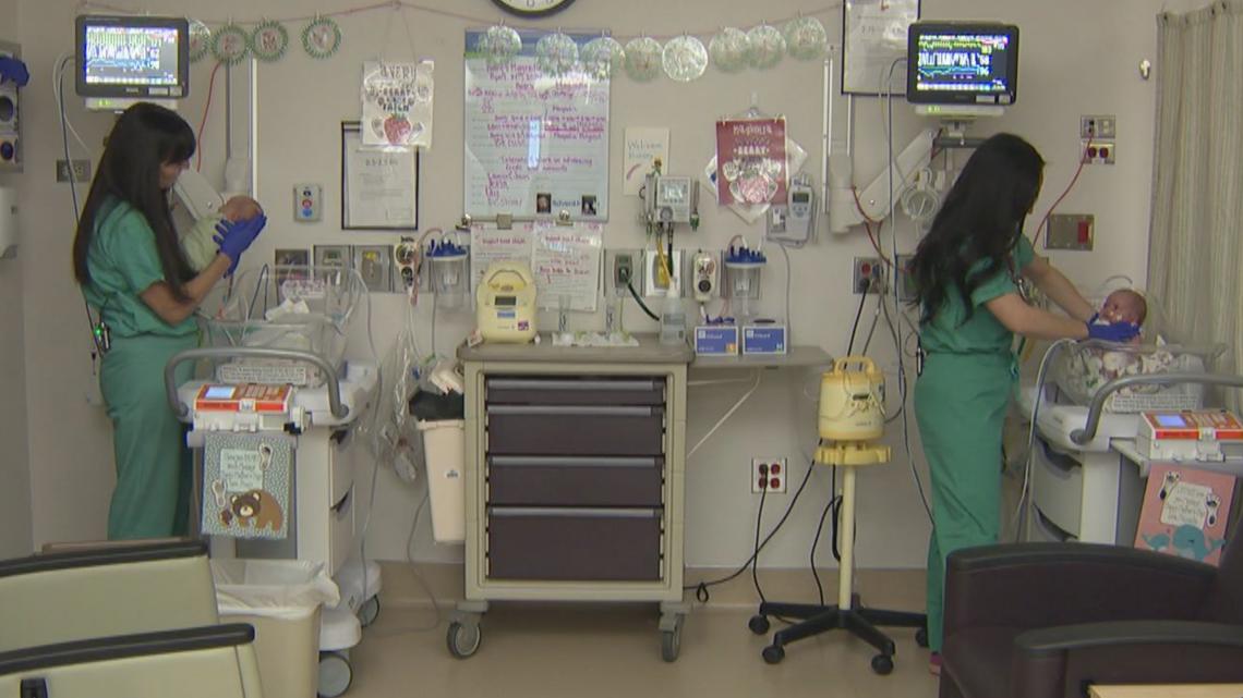 Mother-daughter nursing duo celebrates Mother's Day together | wthr.com