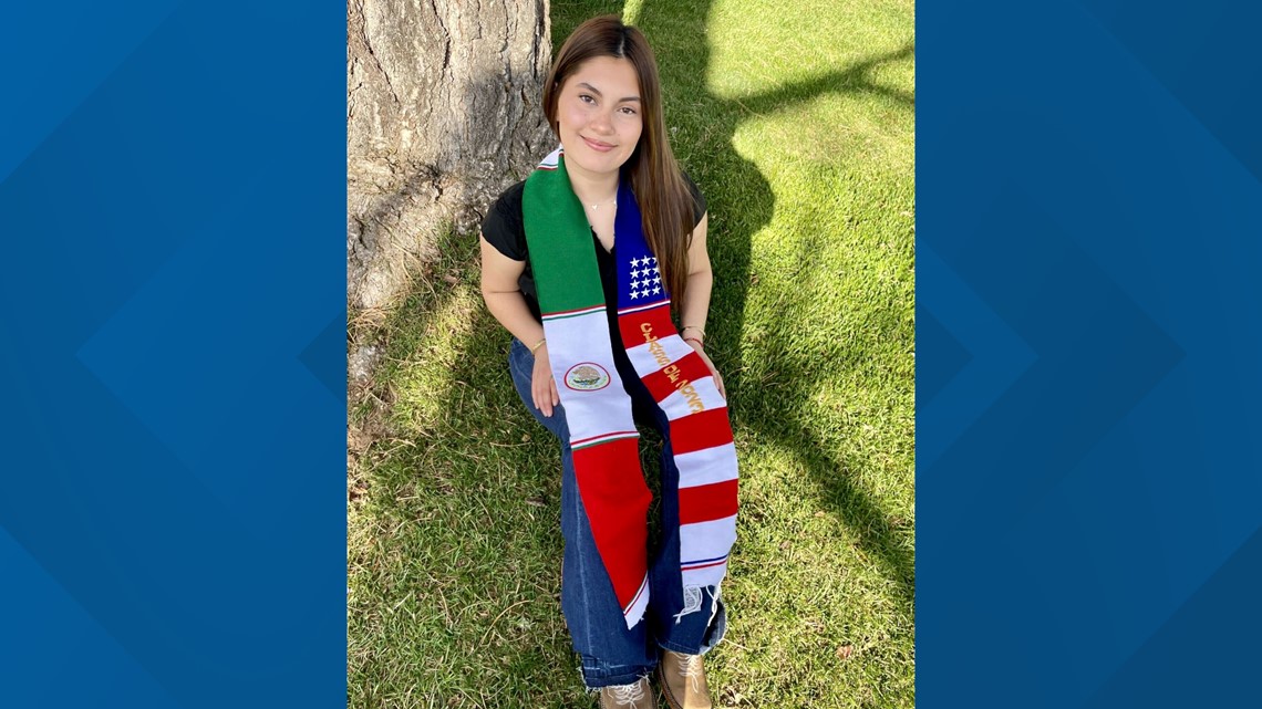 Judge: Student can be bared from wearing Mexican-American sash | 10tv.com
