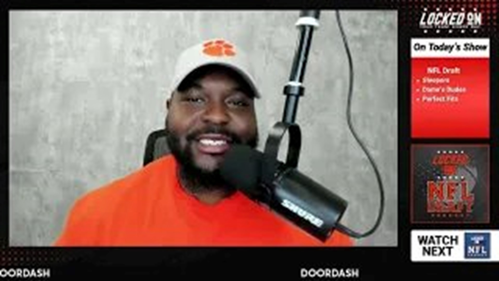 2024 NFL Draft Sleepers: Texas WR Adonai Mitchell deserves more ...