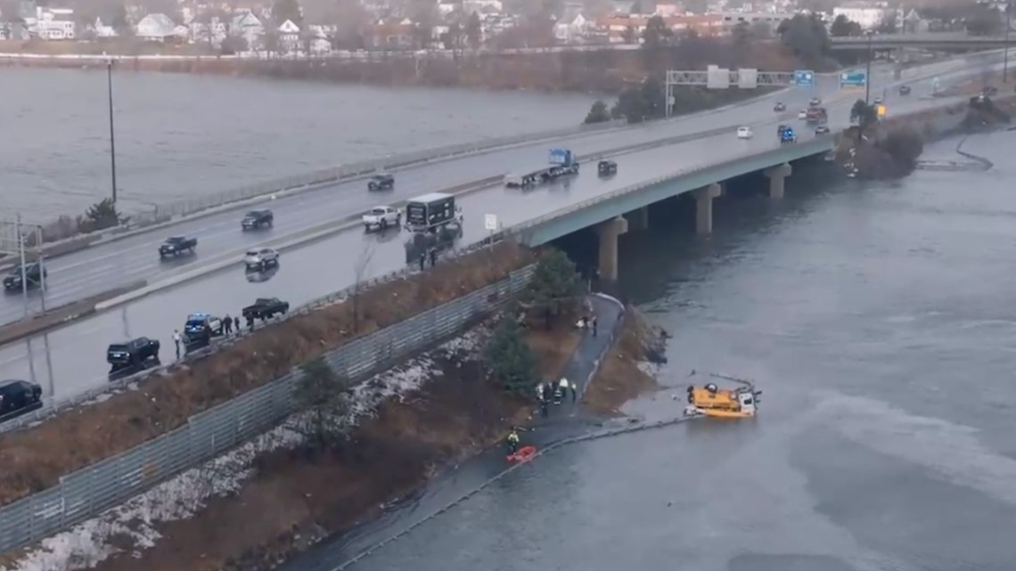 Truck goes off Tukey's Bridge in Portland, Maine | fox61.com