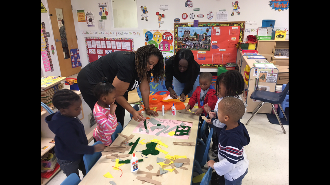 Porter-Leath celebrates Read for the Record Day | localmemphis.com