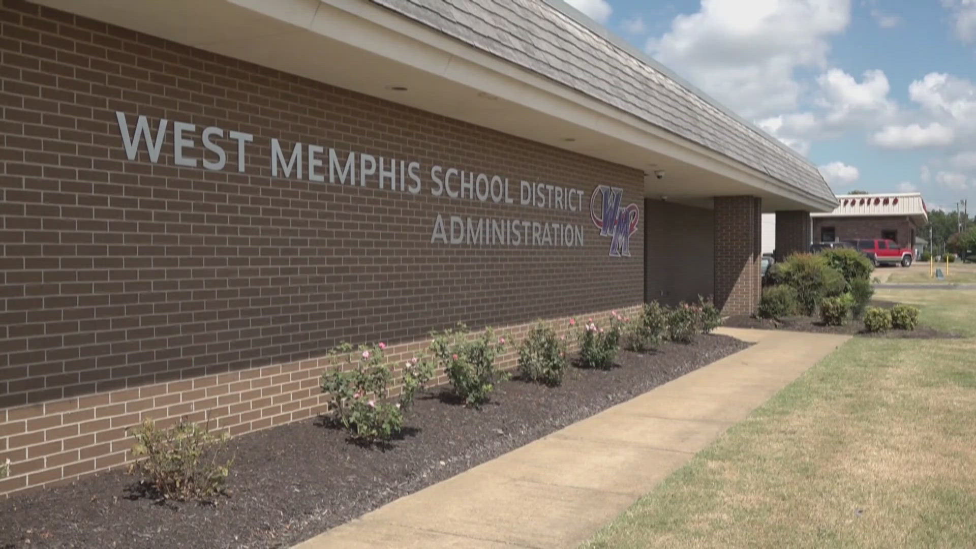 West Memphis School District realigns grade classifications ...