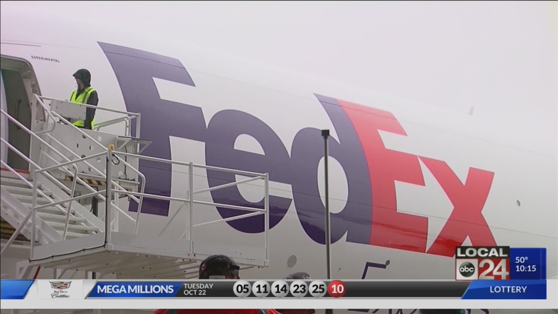 FedEx employees expected to receive 2% raise, bonuses cut for officers ...