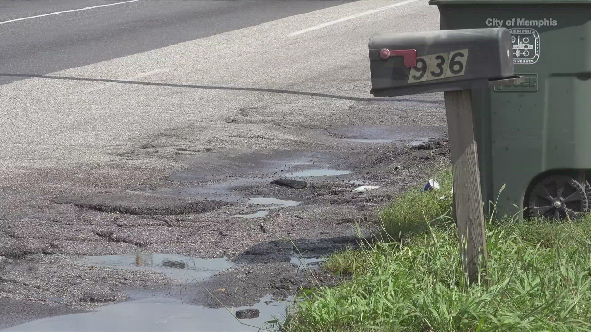 Parkway Village residents concerned about neglected pothole issues ...
