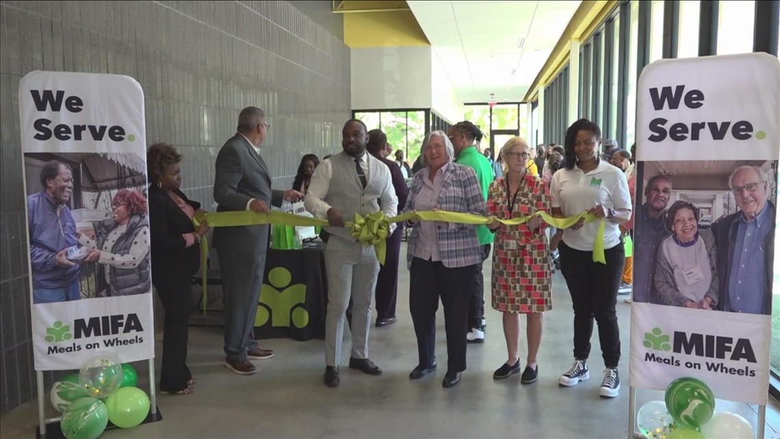 MIFA opens latest free meal program for seniors | localmemphis.com