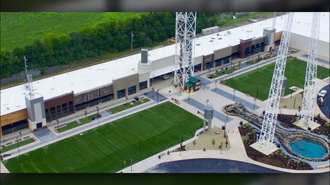 200-ft trio of rides ‘Monster Mountain’ now open in Pigeon Forge ...