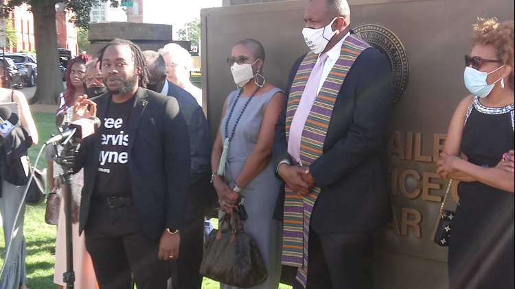 Pervis Payne makes first appearance in court in more than decade ...