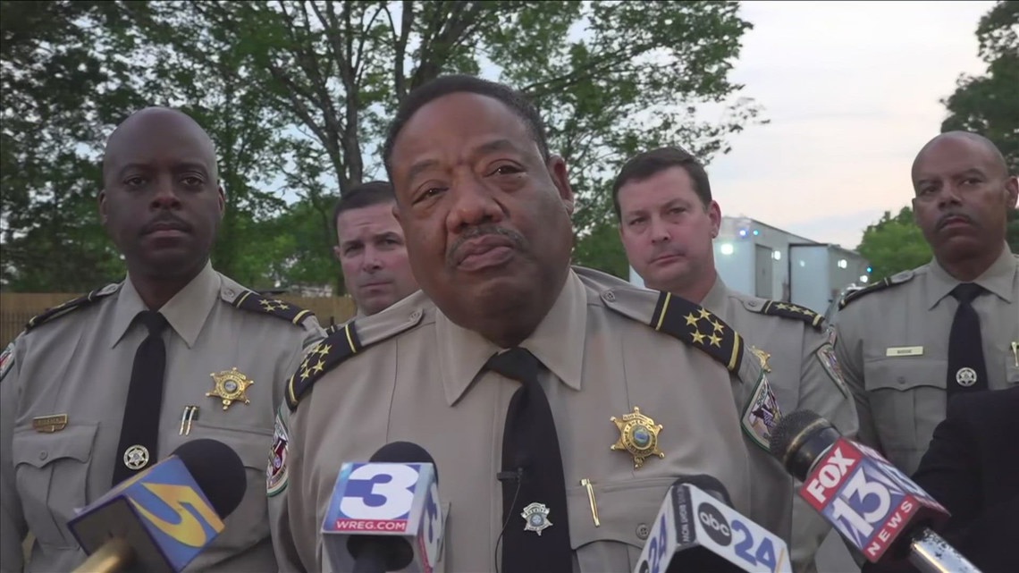 Shelby County Sheriff Floyd Bonner gives press conference after officer ...