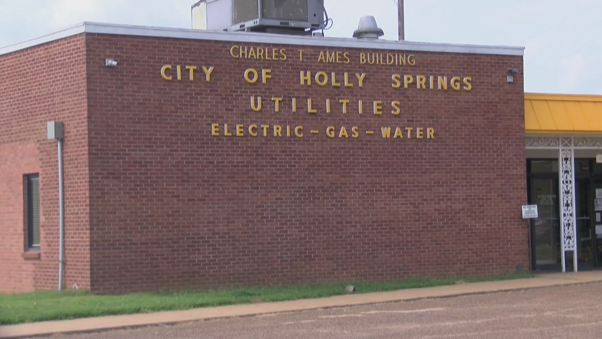 Holly Springs Utility District fined $12,500 for providing inadequate ...