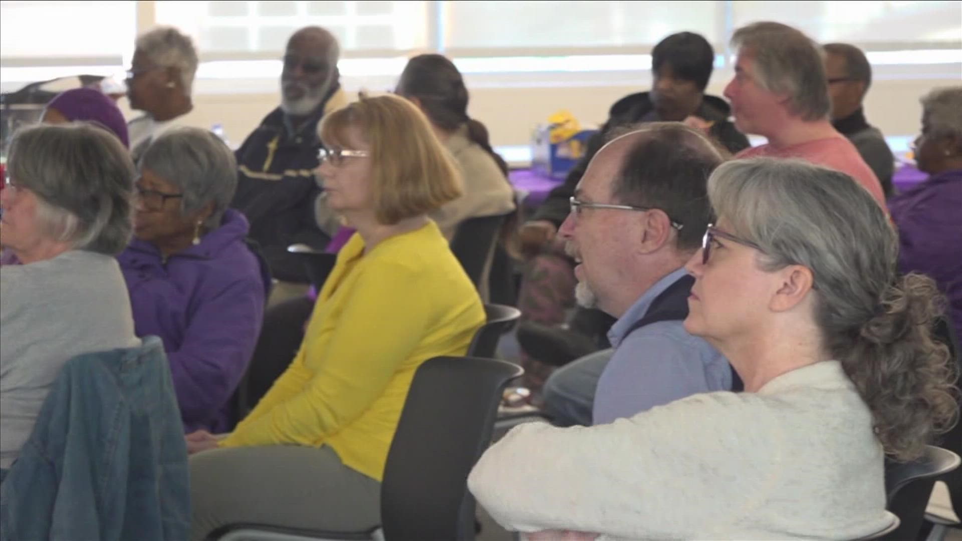 'Bridges for the Deaf and Hard of Hearing' hold community meeting ...