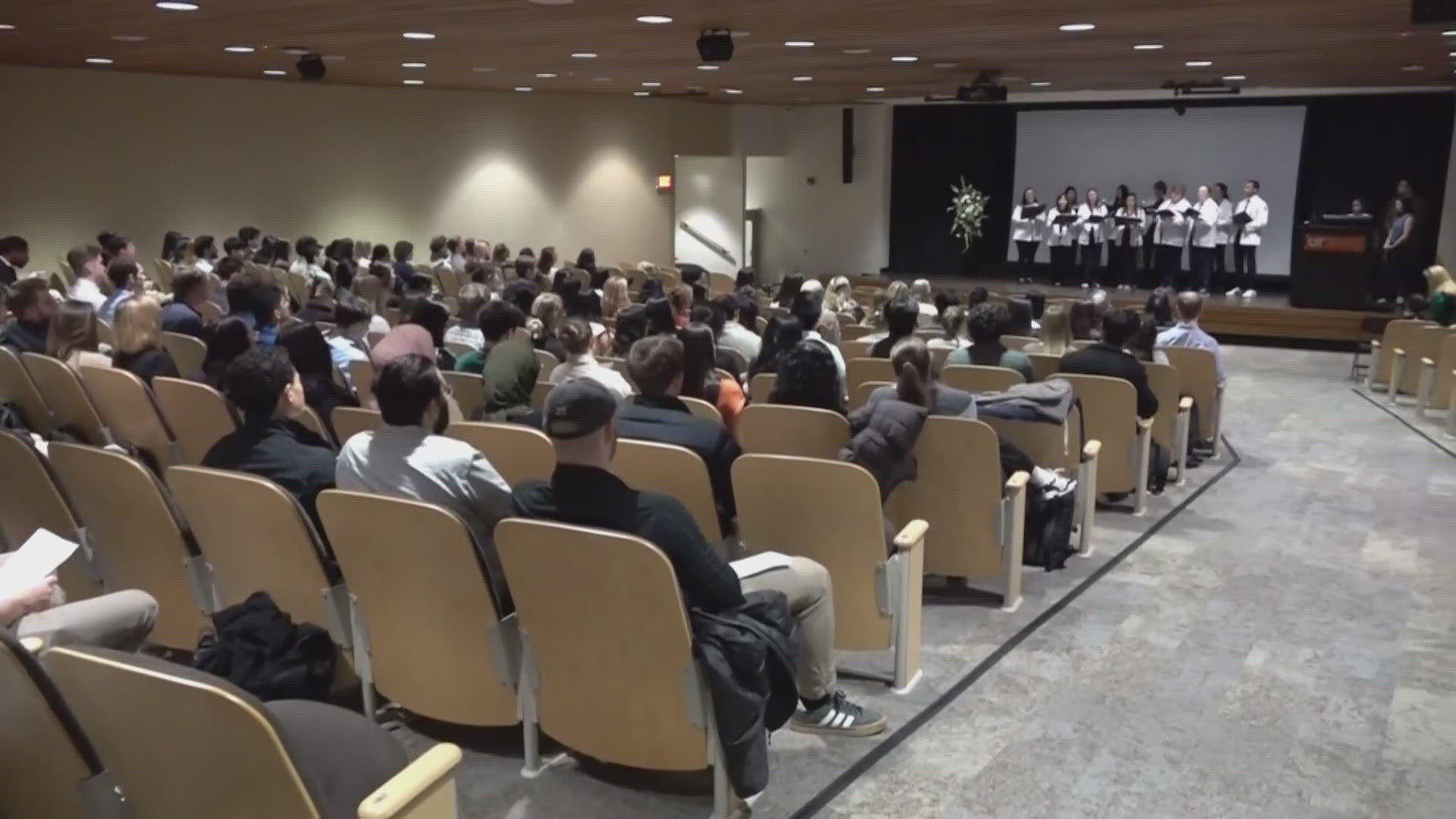 State rep claims University of Arkansas law school dean had offer ...