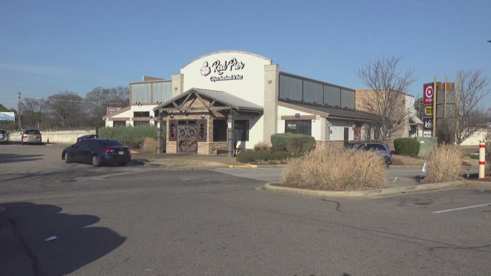 Shooting at East Memphis restaurant raises questions about public ...