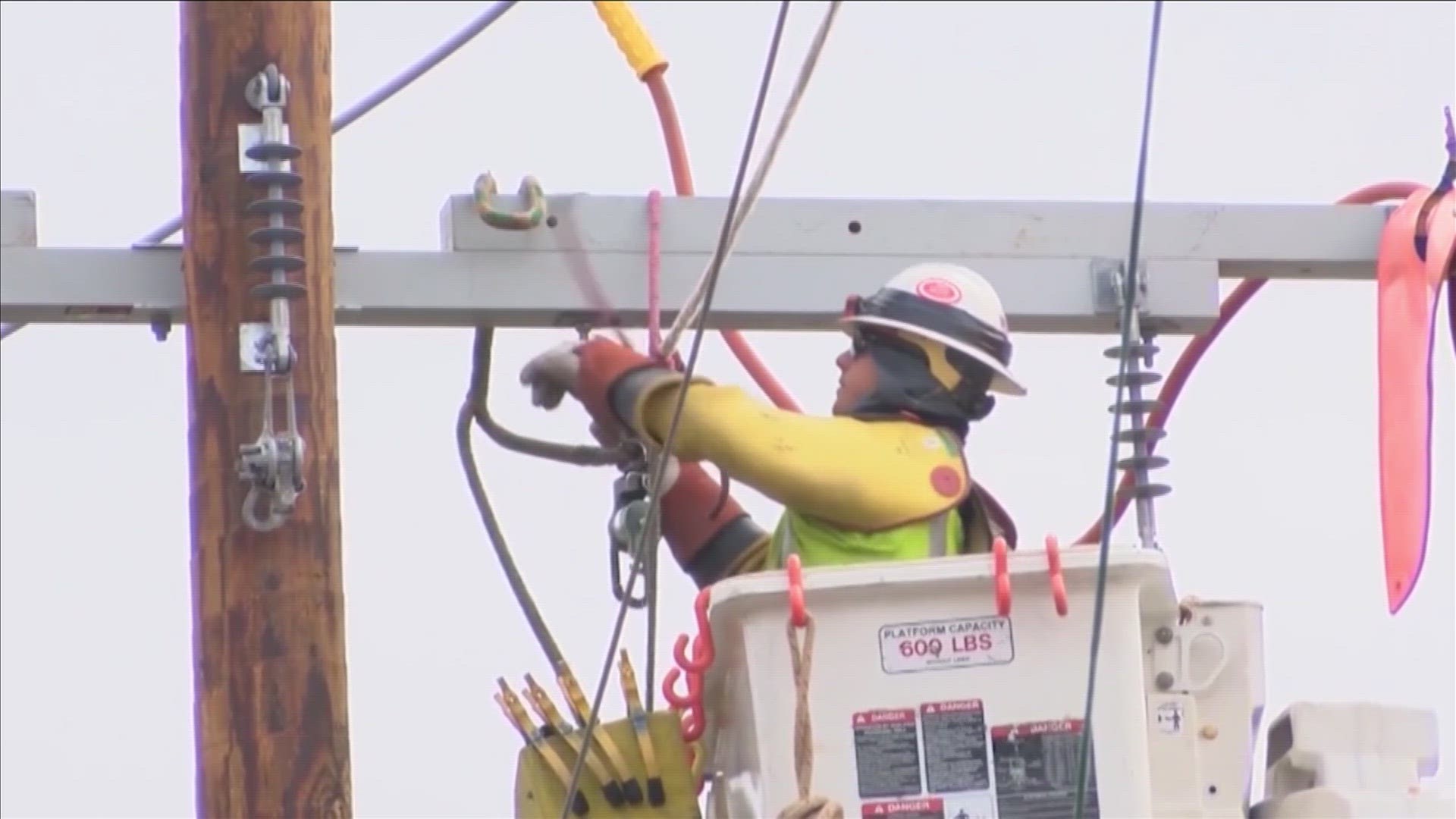 Frayser residents struggle with broadband connectivity services ...