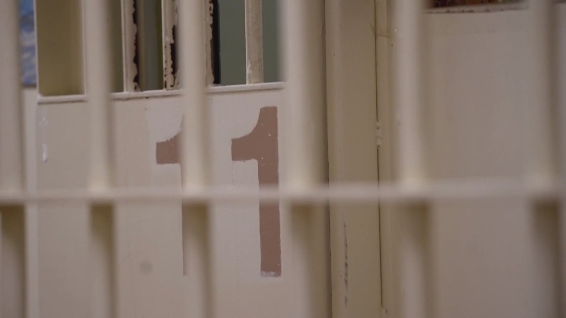 Man details conditions inside 201 Poplar | Second person dies inside ...