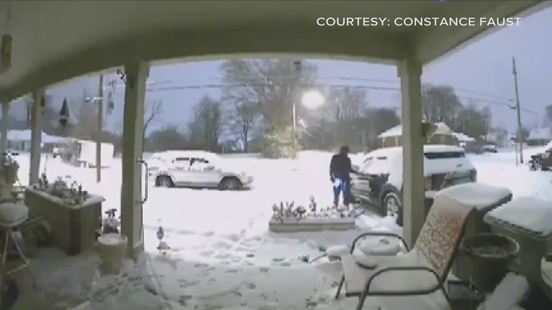 Man caught on camera breaking into multiple cars in Memphis ...