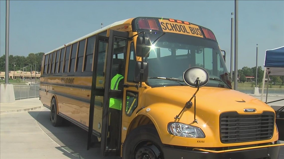 MSCS announces families can now track school buses on new app ...