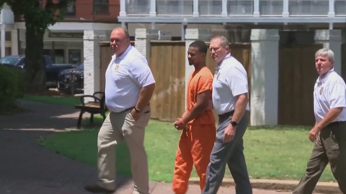 Man accused of murdering Ole Miss student Jimmie 'Jay' Lee pleads ...