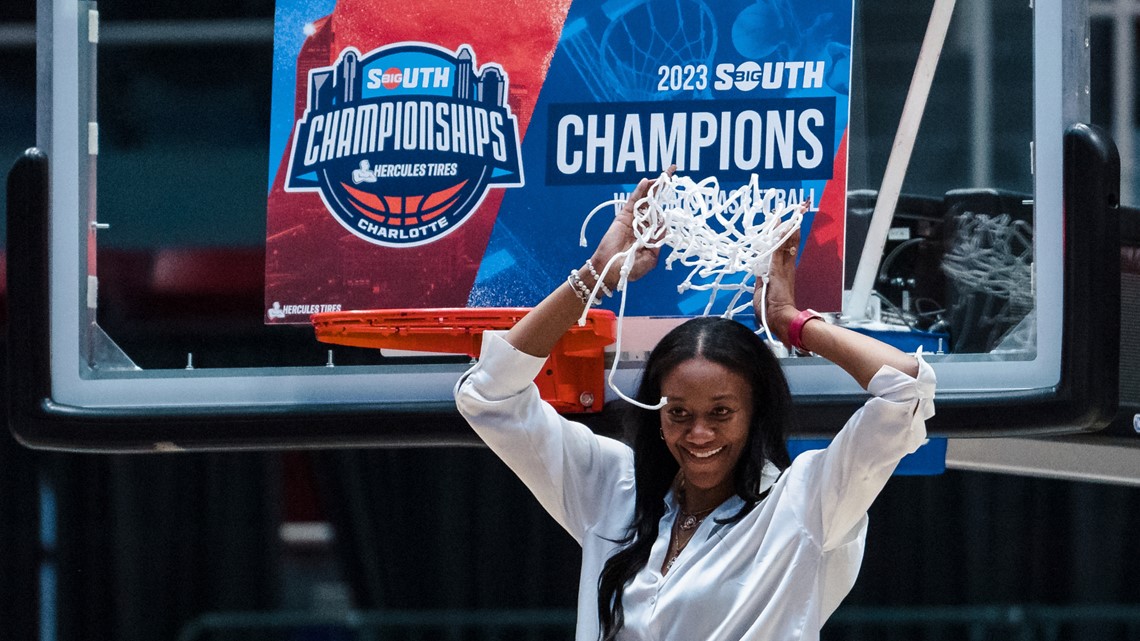 Memphis hires Alex Simmons as new women's basketball coach ...